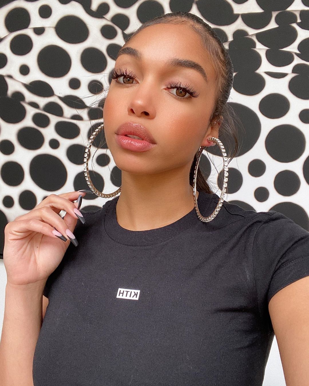 Future's Girlfriend Lori Harvey Looks Flossy Amid Rapper's Baby Mama ...